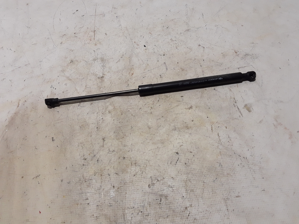 Used Dacia Sandero Trunk lid shock absorber 904514512R