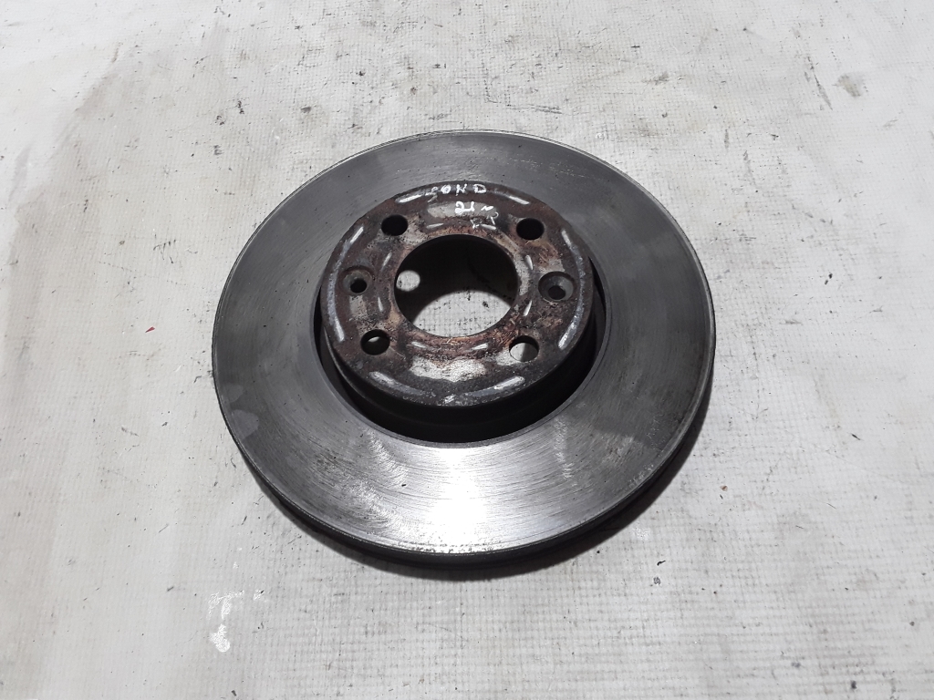 Used Dacia Sandero Brake disc front 402062650R