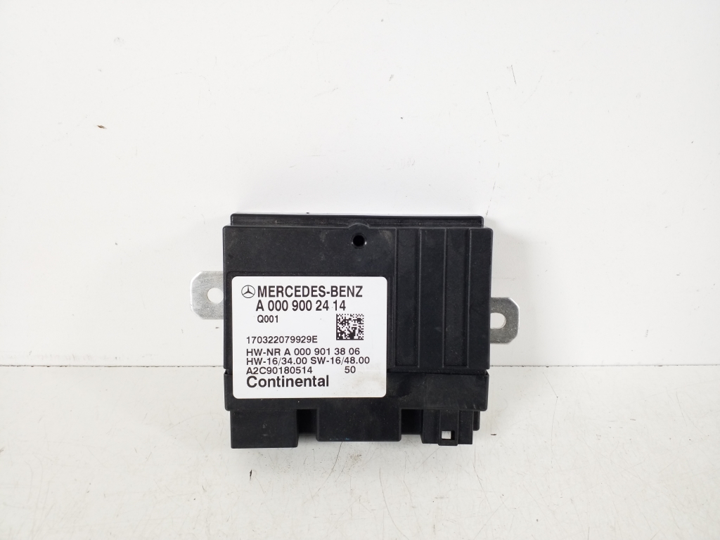 Used Mercedes Benz C-Class Fuel pump control module A0009002414