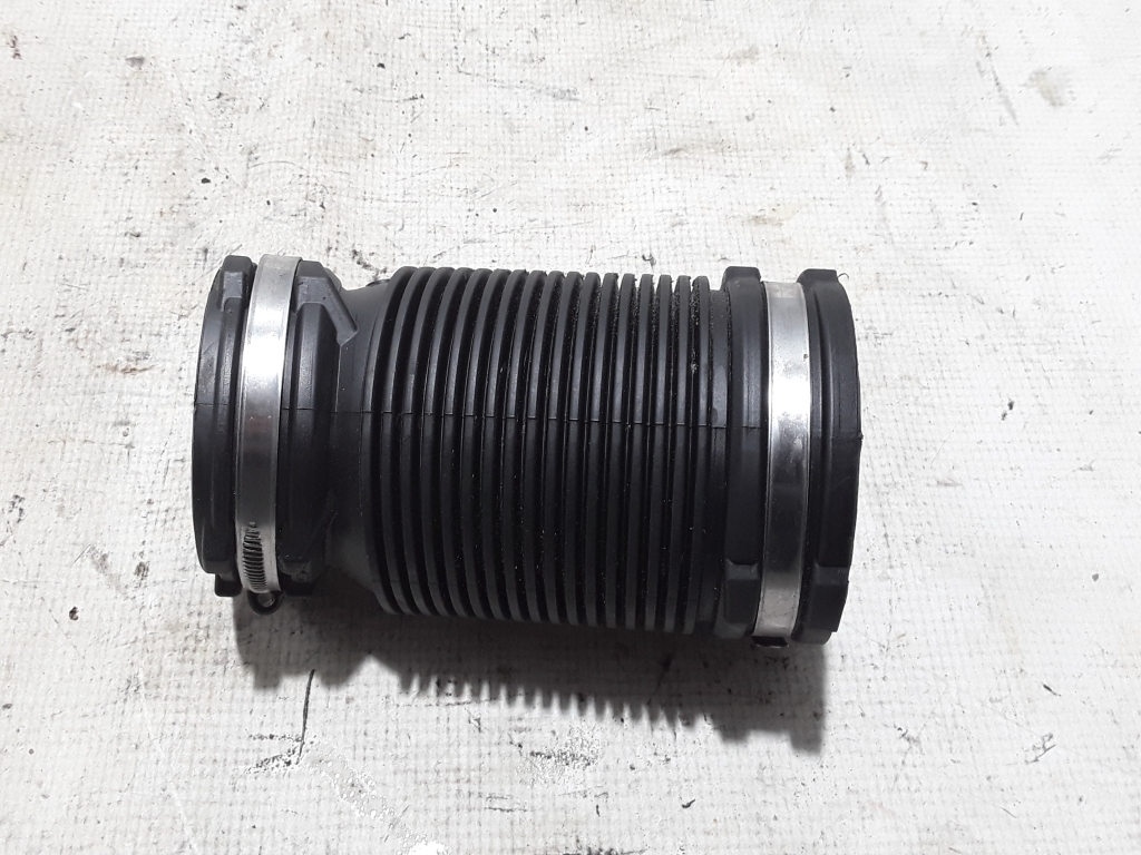 Used VOLVO XC60 Air intake hose 32325493