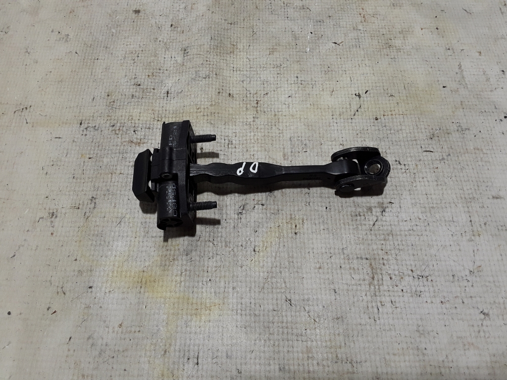 Used VOLVO XC60 Front door opening limiter 31424466