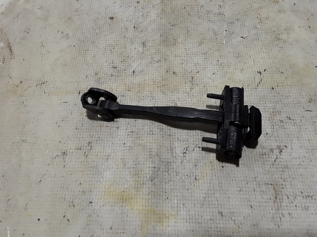 Naudotas VOLVO XC60 Galinių šoninių durų atidarymo ribotuvas 31424467