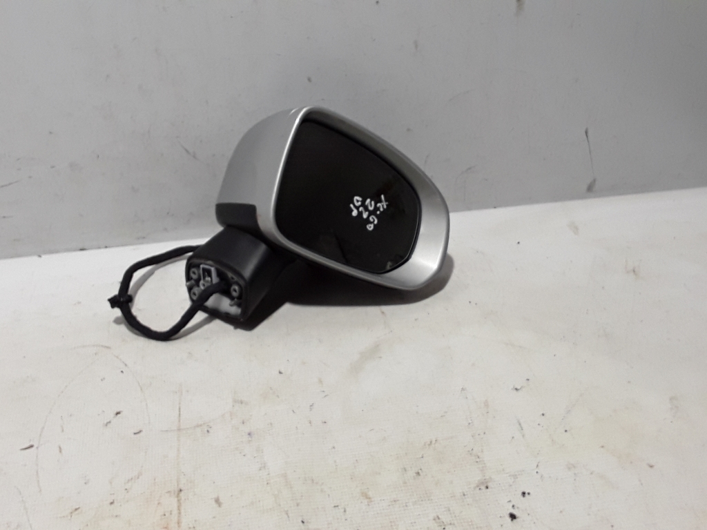 Used VOLVO XC60 Side mirror and its details 31424834