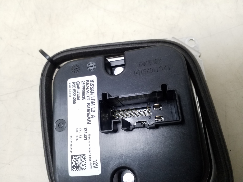 Used Infiniti QX50 Light control module 260558993E