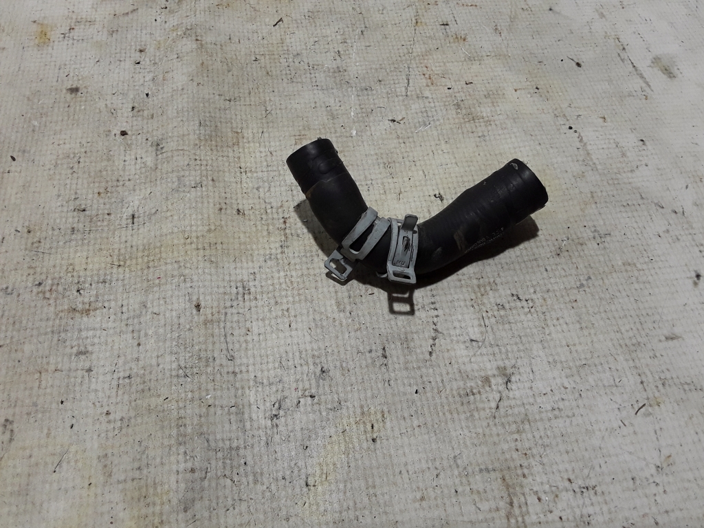 Used VOLVO XC60 Cooling radiator hose 31493288