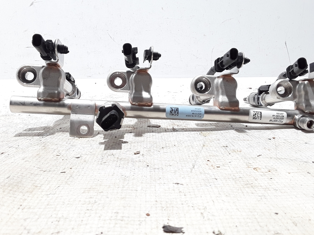 Used VOLVO XC60 High pressure fuel route 31478396