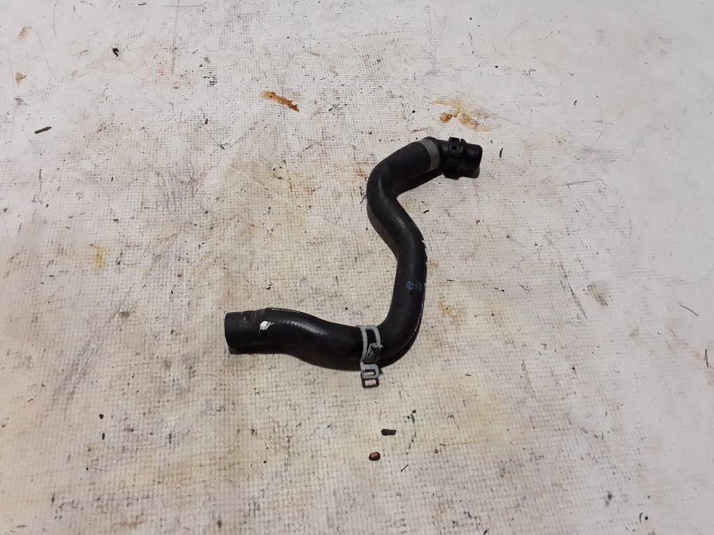 Used VOLVO XC60 Cooling radiator hose 32252516