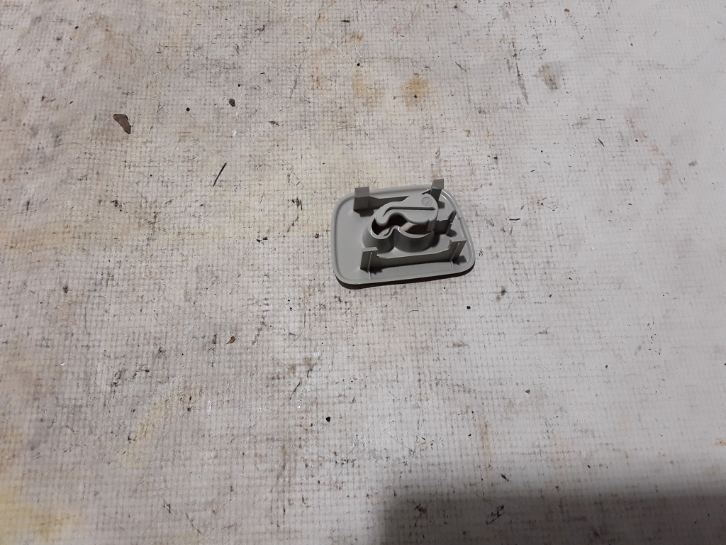 Used VOLVO XC60 Another detail of the roof knockout 32130721