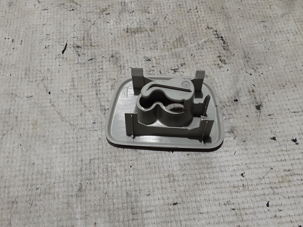 Used VOLVO XC60 Another detail of the roof knockout 32130721