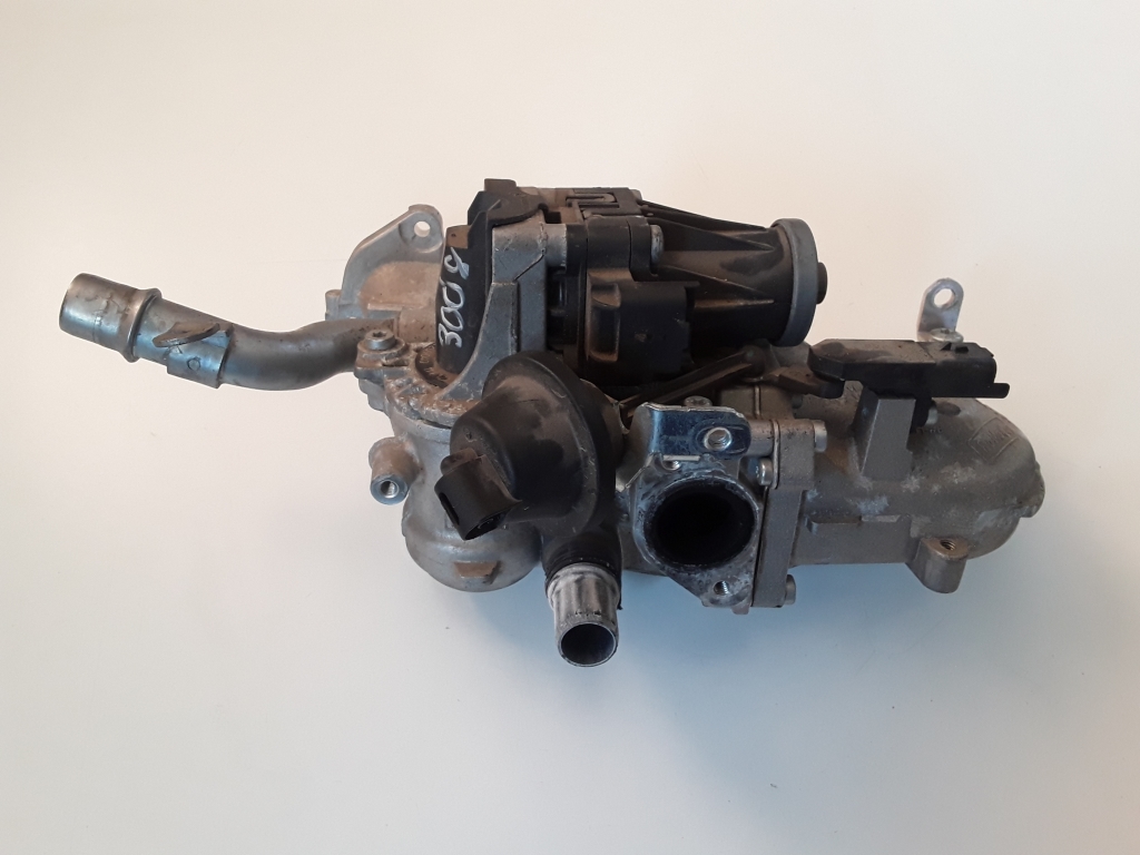 Used Peugeot 5008 EGR valve cooler 50563902