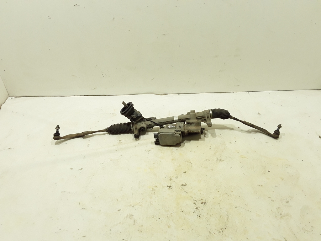 Naudotas Mercedes Benz GLA-Class Vairo kolonėlė 6820000308