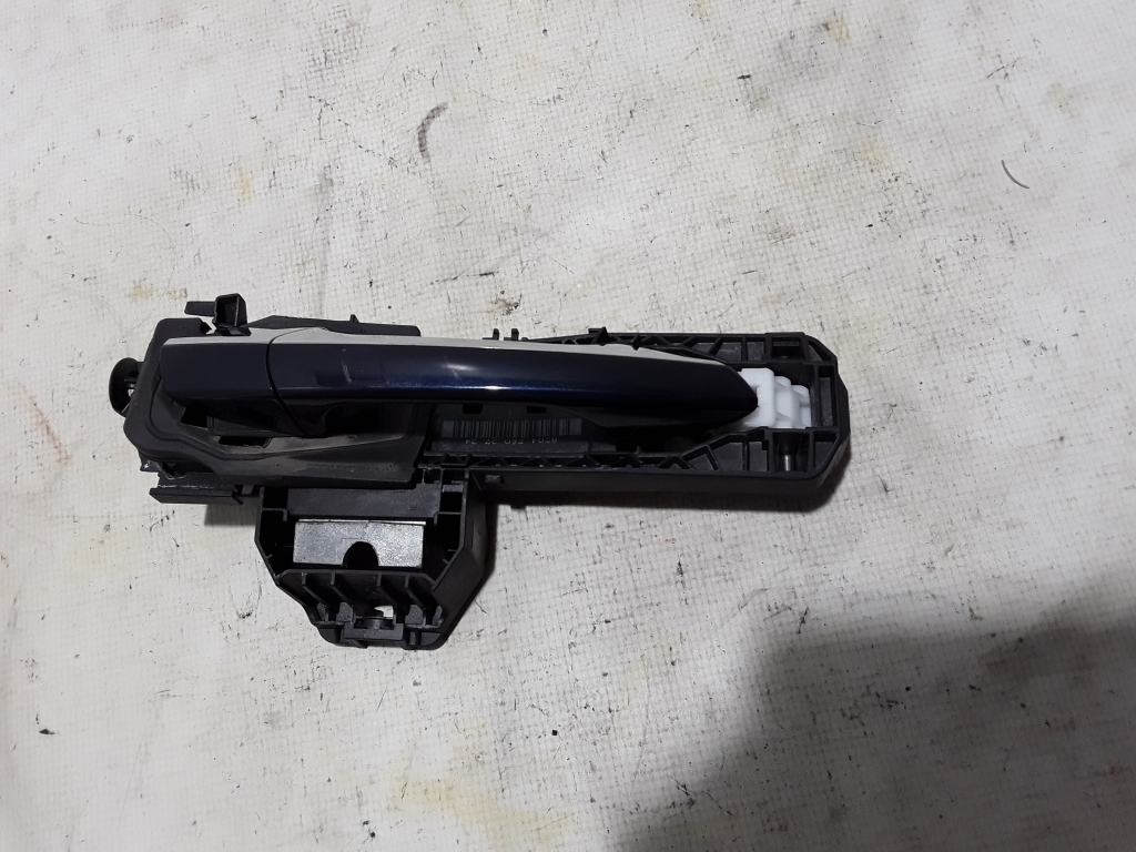 Naudotas Mercedes Benz GLA-Class Galinių šoninių durų atidarymo ...