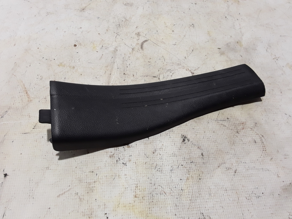 Used Mercedes Benz GLA-Class Inner threshold trim A1766800274