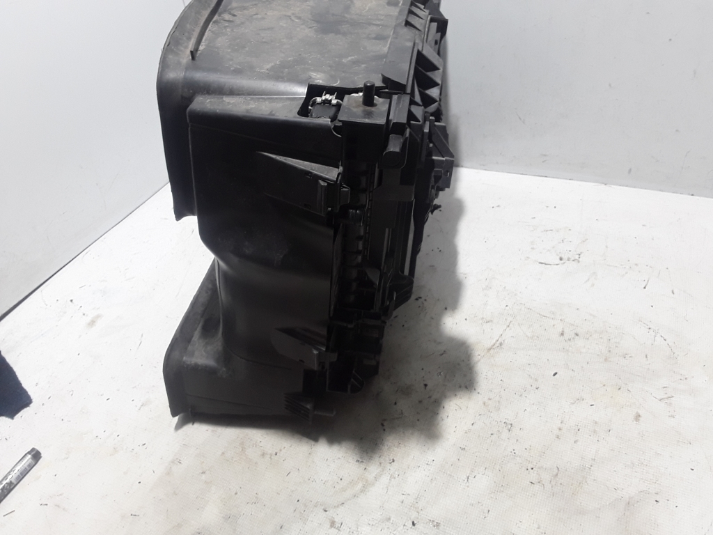 Used Smart Forfour Radiator set and its details