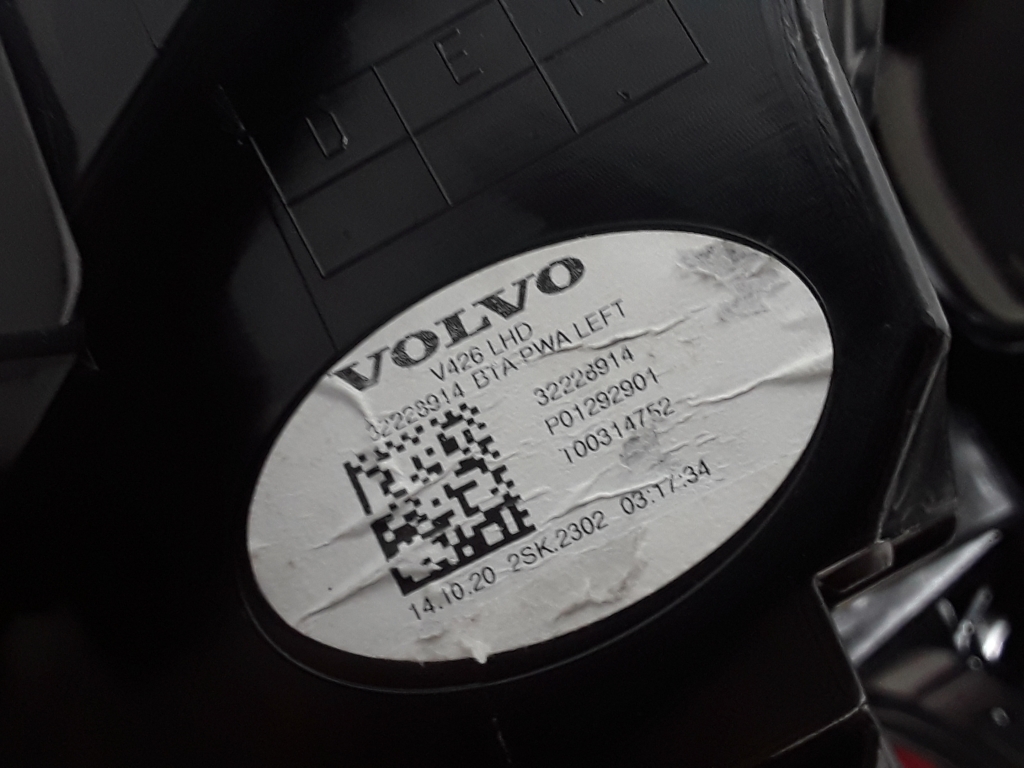 Used VOLVO XC60 Rear corner lamp 32228914