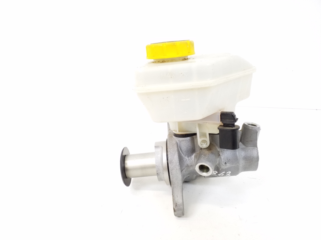 Used Porsche Cayenne Master cylinder 7P0611303A