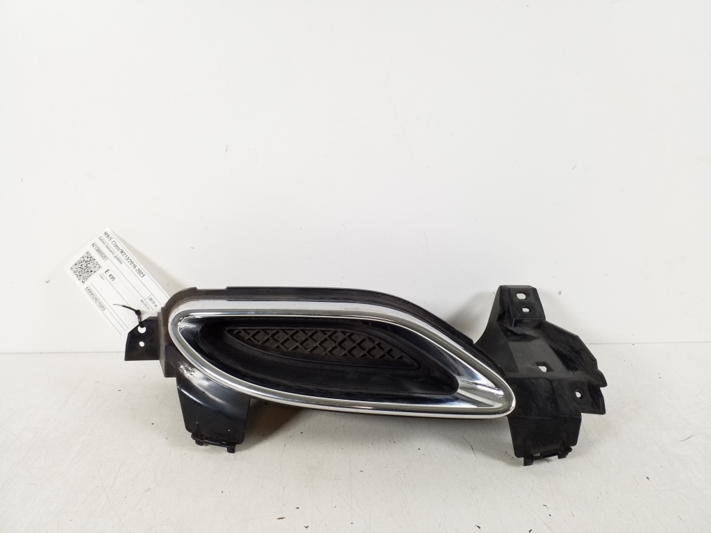 Used Mercedes Benz E-Class Rear bumper grille A2138855201