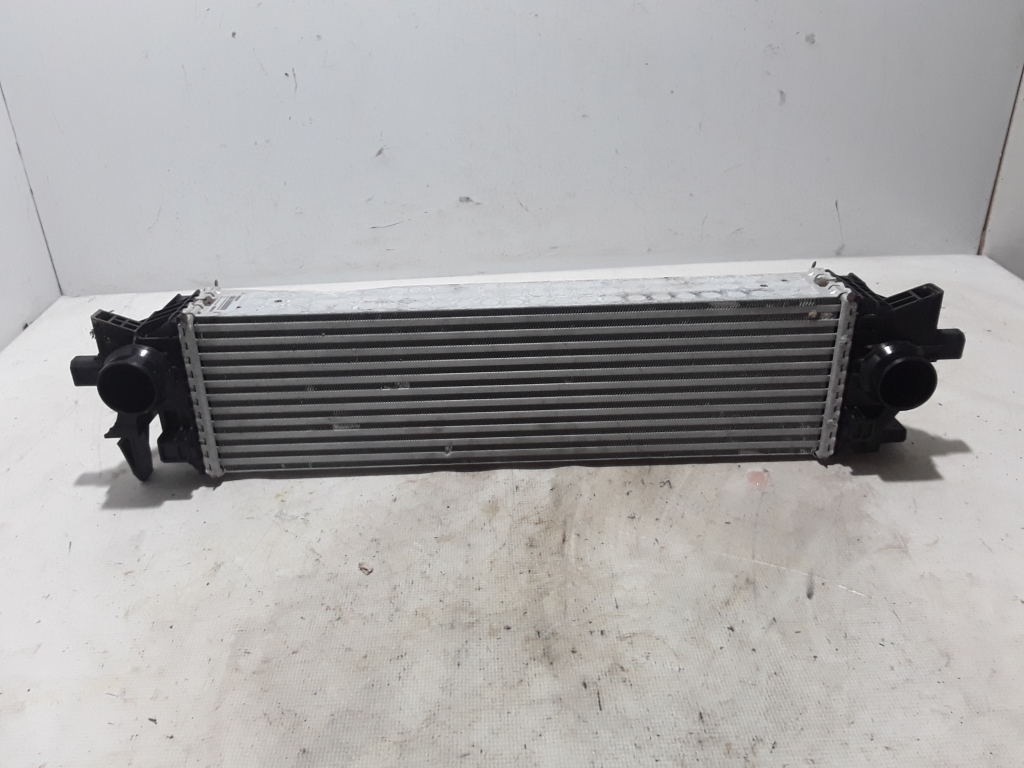 Naudotas VOLVO XC90 Interkulerio radiatorius 32249741