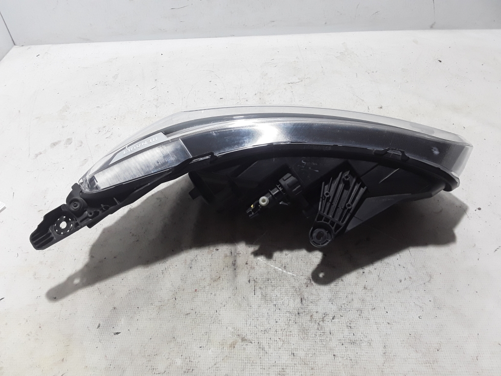 Used RENAULT Kangoo Headlights 260605755R