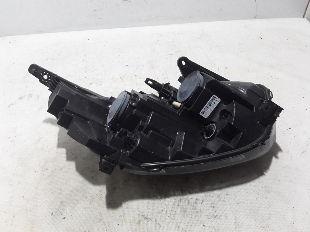 Used RENAULT Kangoo Headlights 260605755R
