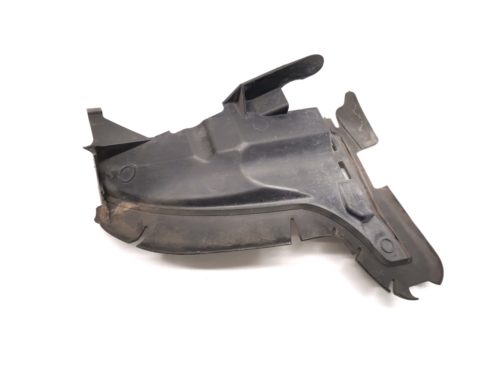 Used VOLVO V70 Air deflector cooling radiator 30796390