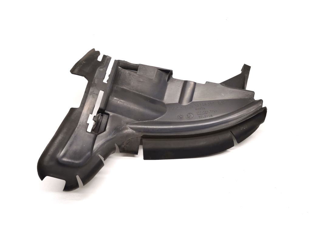 Used VOLVO V70 Air deflector cooling radiator 30796390