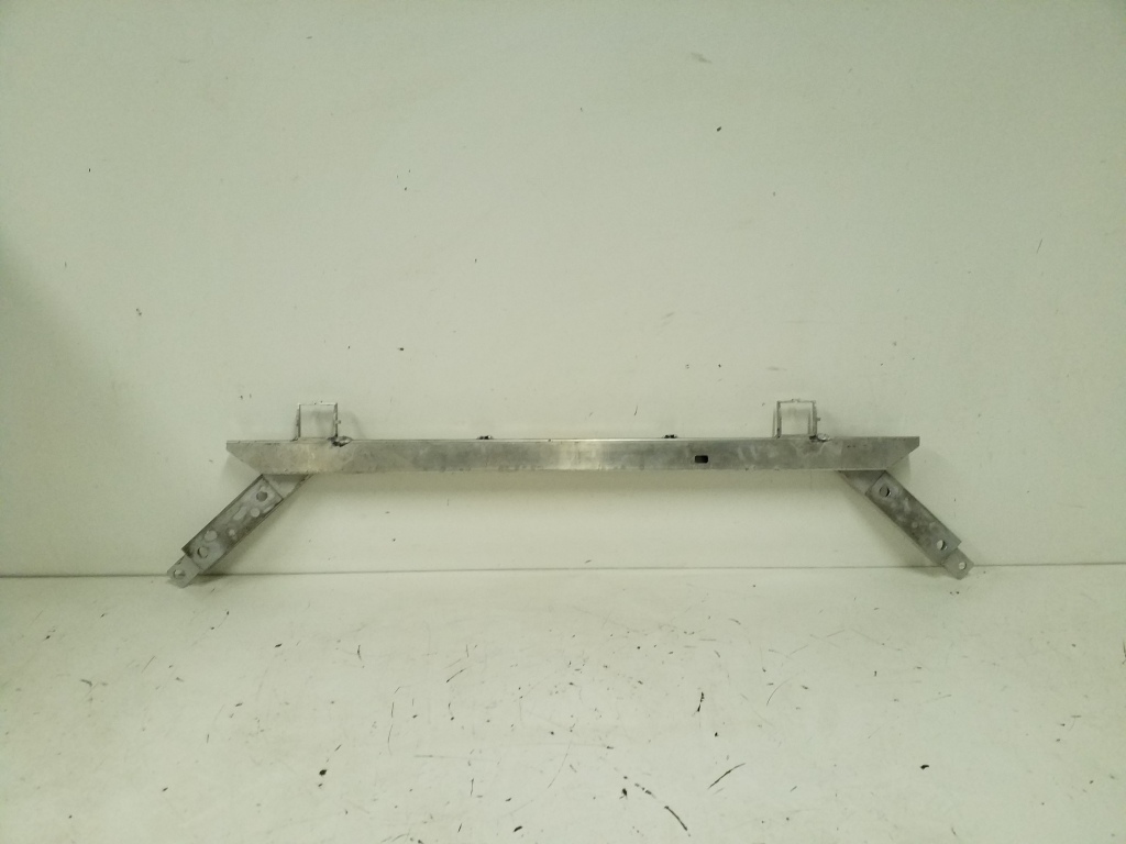 Naudotas VOLVO XC60 Priekinio rėmo vidurinė dalis 31424561