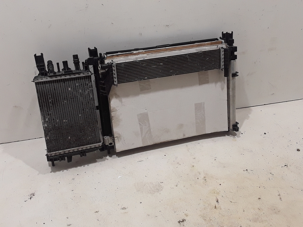 Used Dacia Duster Radiator set and its details