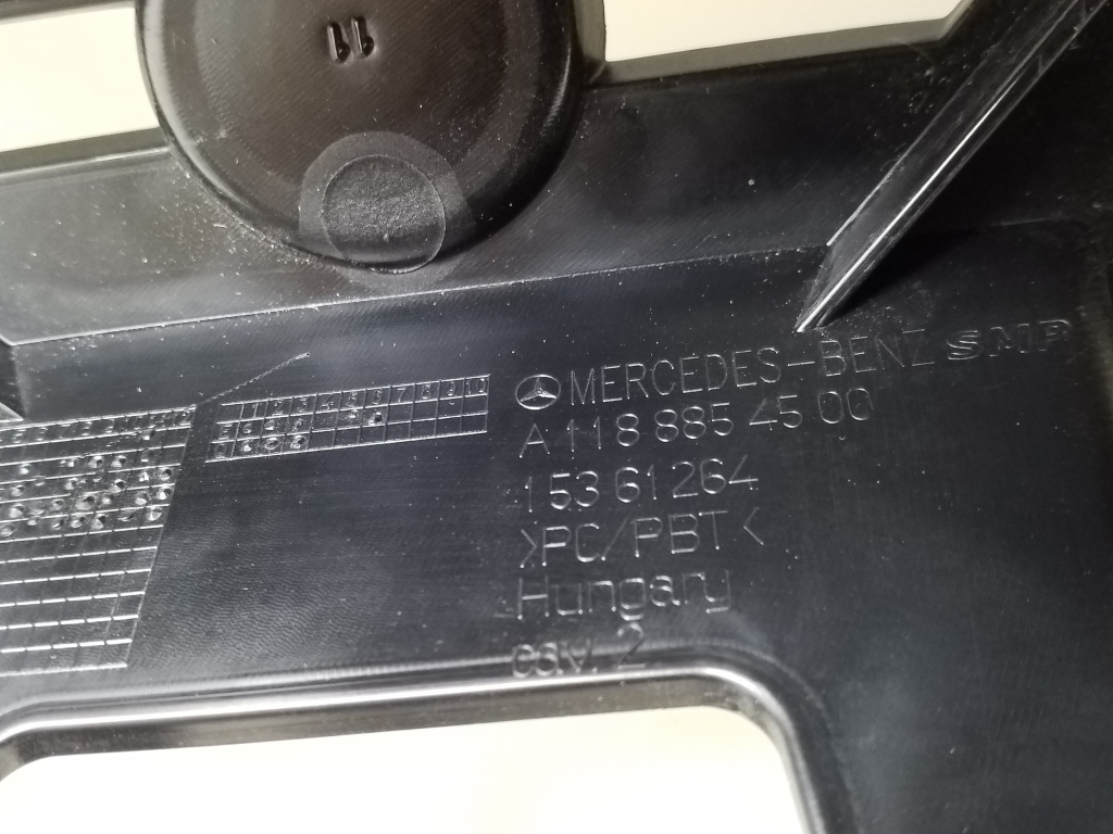 Naudotas Mercedes Benz CLA-Class Priekinio bamperio vidinis rėmas ...