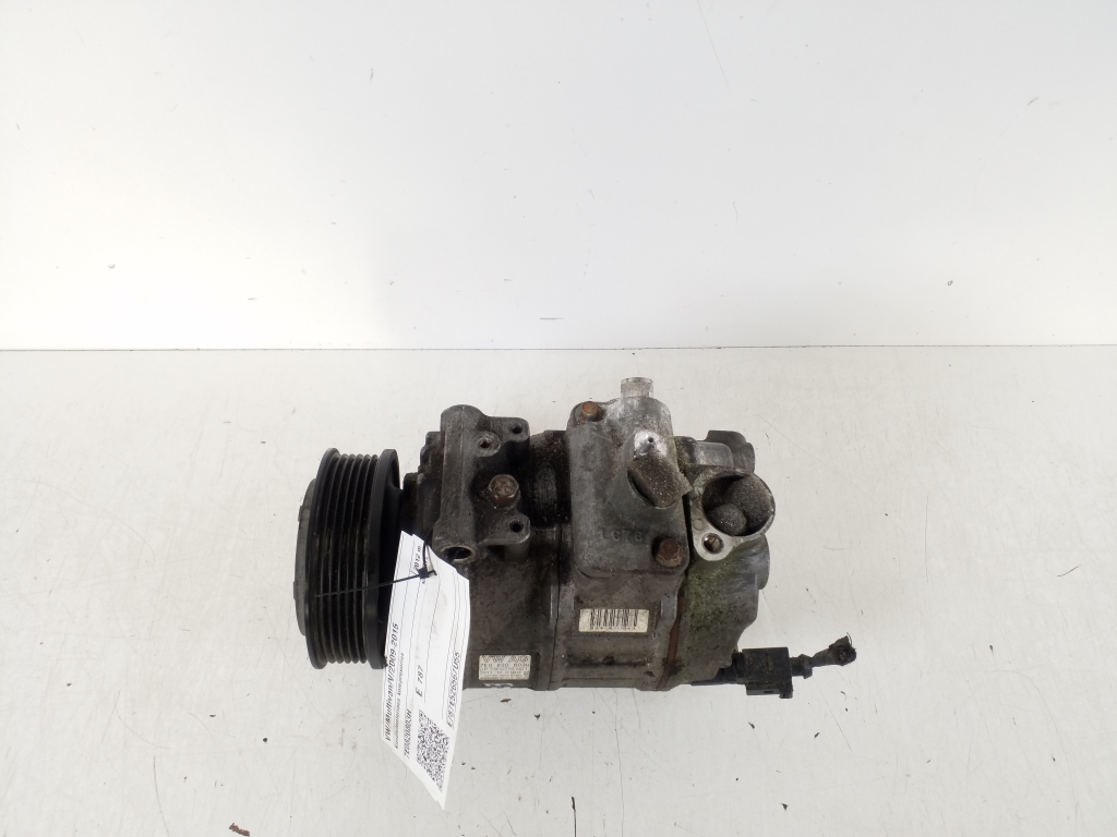 Used Volkswagen Multivan Air conditioner compressor 7E0820803H