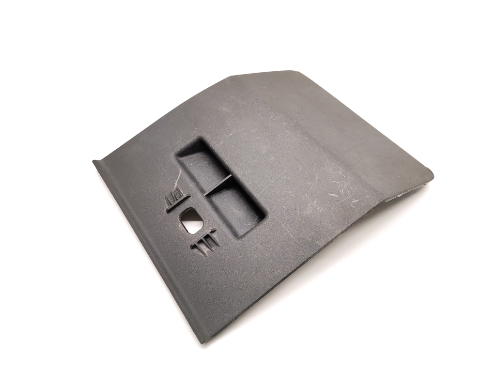 Used Mercedes Benz EQC Another detail of the threshold A2936907600