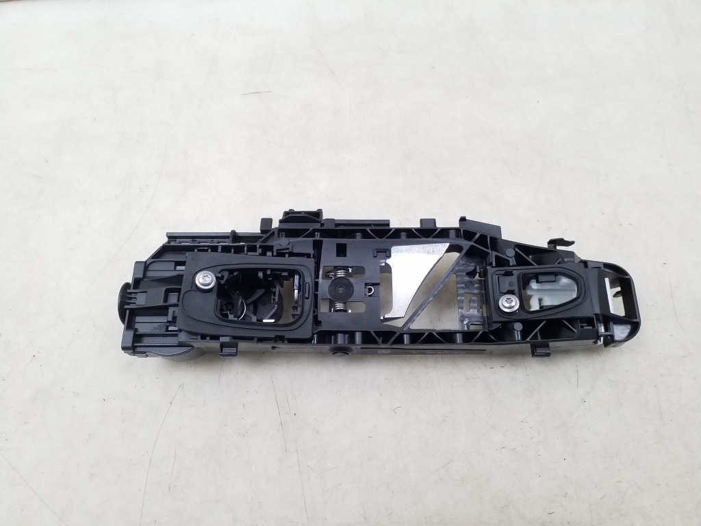 Used Mercedes Benz S-Class Front door outer opening handle holder ...