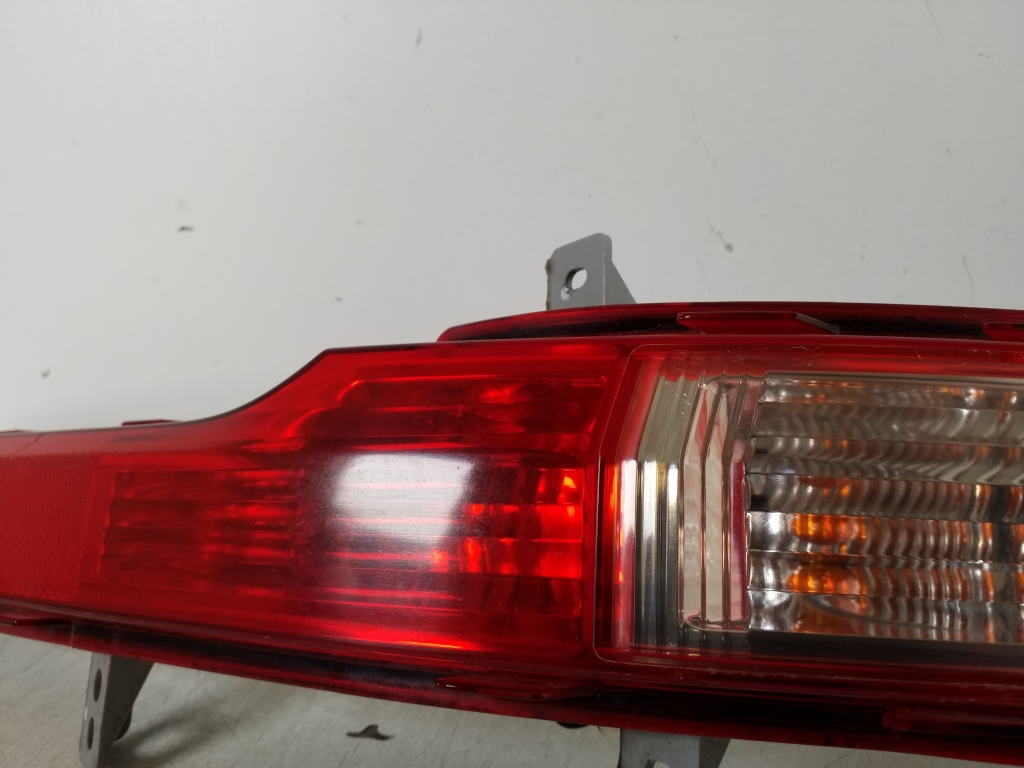 Used Kia Sportage Rear fog lamp 924063U300