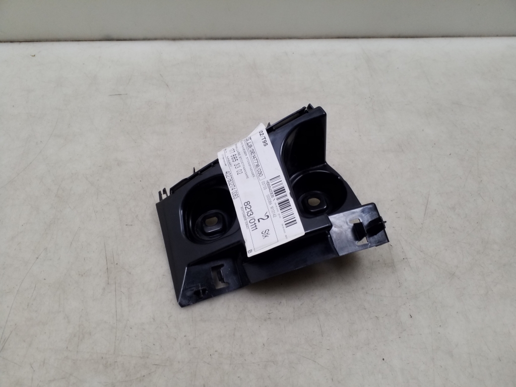 Used Mercedes Benz A-Class Rear bumper bracket A1778853302