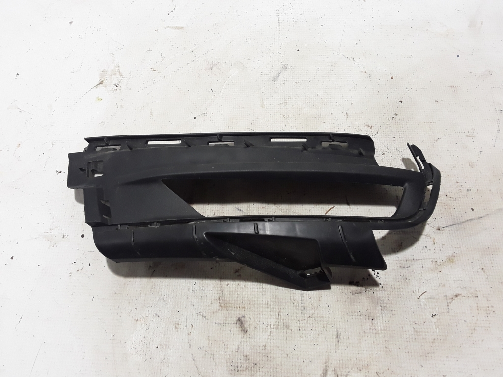 Naudotas VOLVO V90 Priekinio bamperio priešrūkinio žibinto laikiklis ...