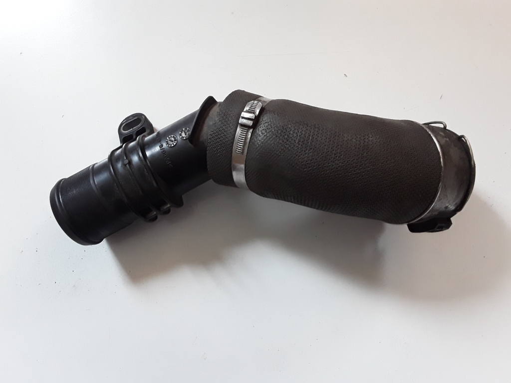 Used Dacia Dokker Turbine cooling pipe 144607512R