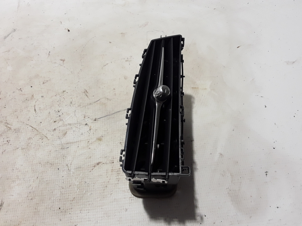 Used VOLVO V90 Interior panel ventilation grilles 31366590