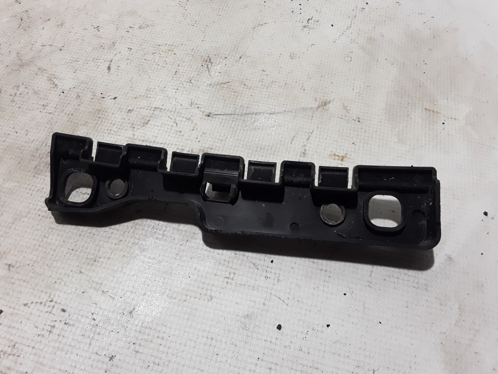 Naudotas VOLVO V90 Išorinės slenksčio apdailos laikiklis 31386127