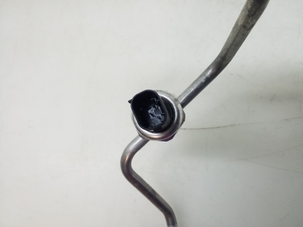 Used Mercedes Benz A-Class Hose for air conditioning A2468302415