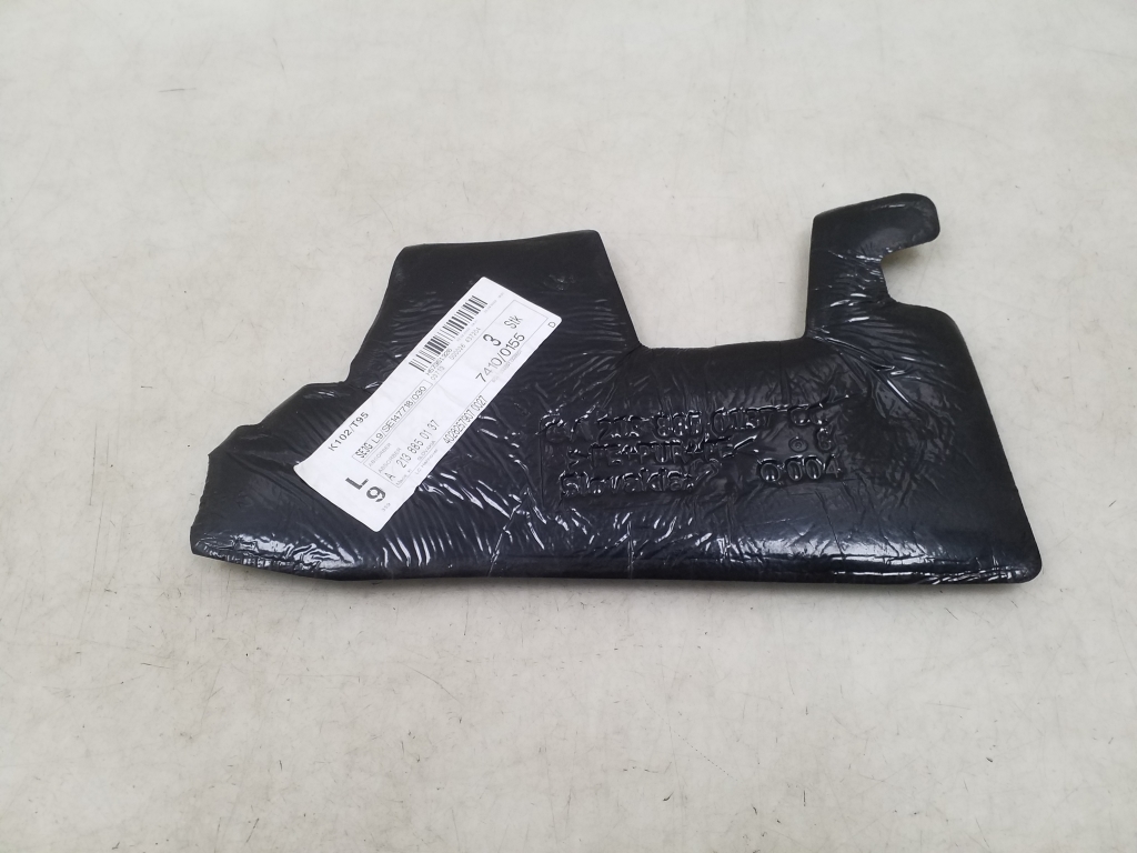 Used Mercedes Benz E-Class Other part of the front wing A2138850137