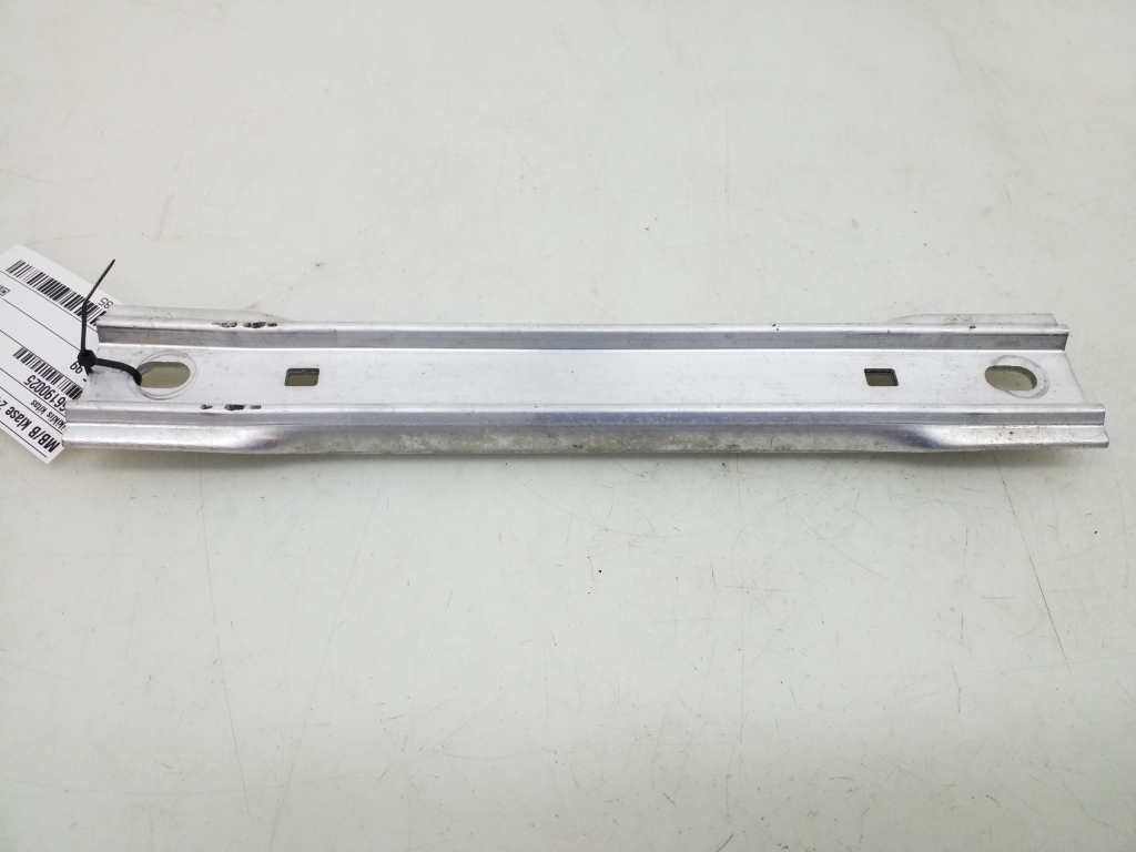 Used Mercedes Benz B-Class Holder next A2466190025