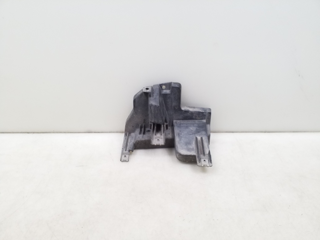 Used Mercedes Benz G-Class Exterior sill trim bracket A4635230200