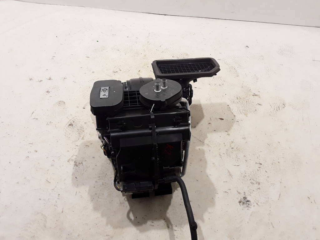 Used RENAULT Kangoo Cabin shoulders and its details 272702359R