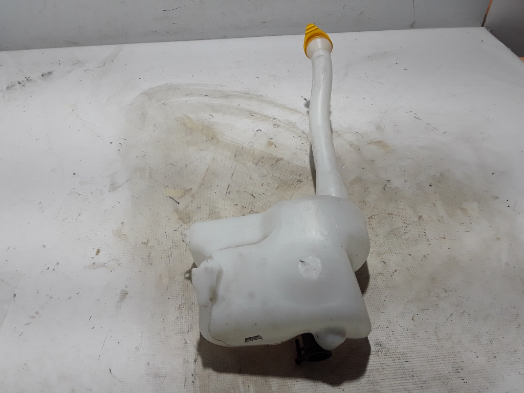 Used RENAULT Master Windscreen washer tank front 289100406R
