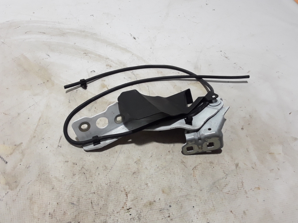 Used RENAULT Master Engine cover hinge 654006819R