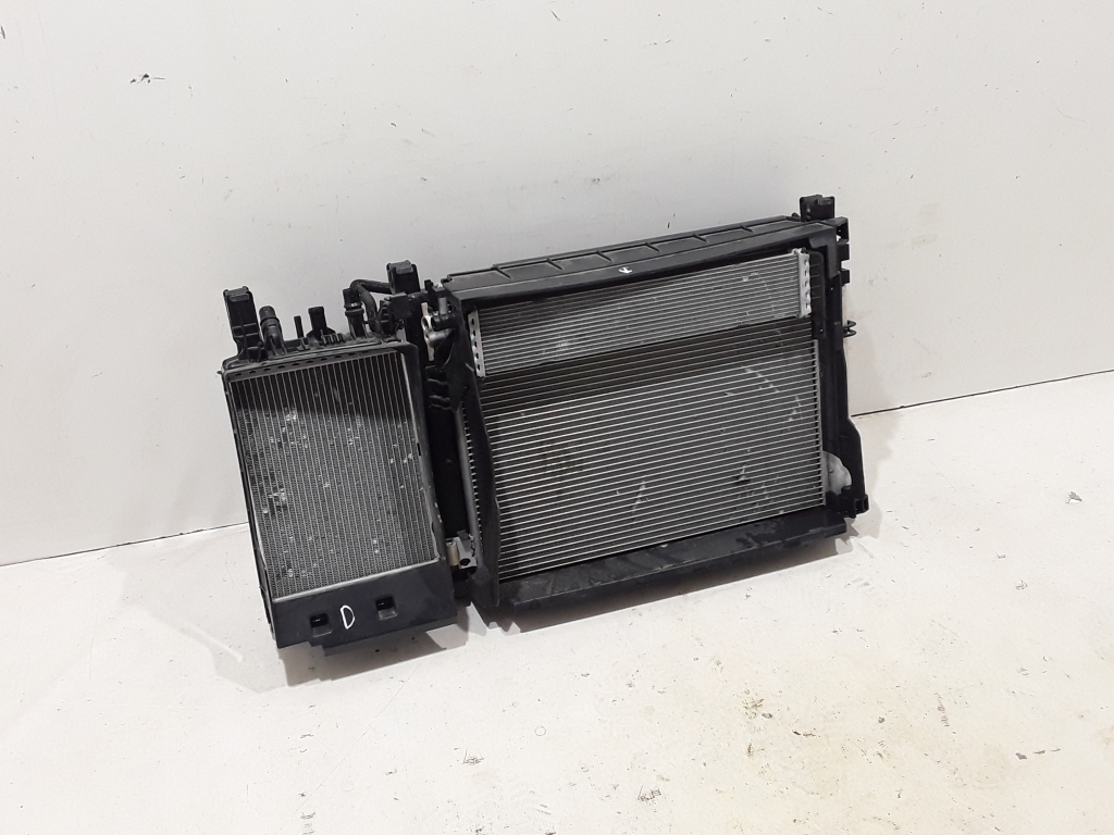 Used Dacia Duster Radiator set and its details