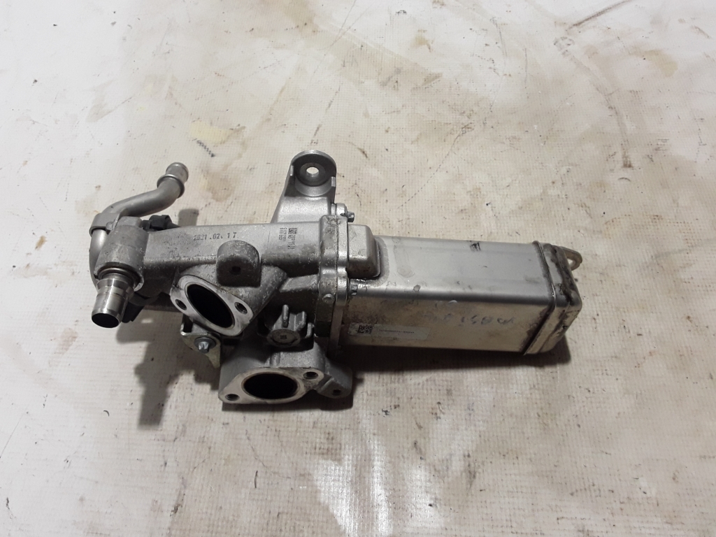 Used RENAULT Master EGR valve cooler 147355889R