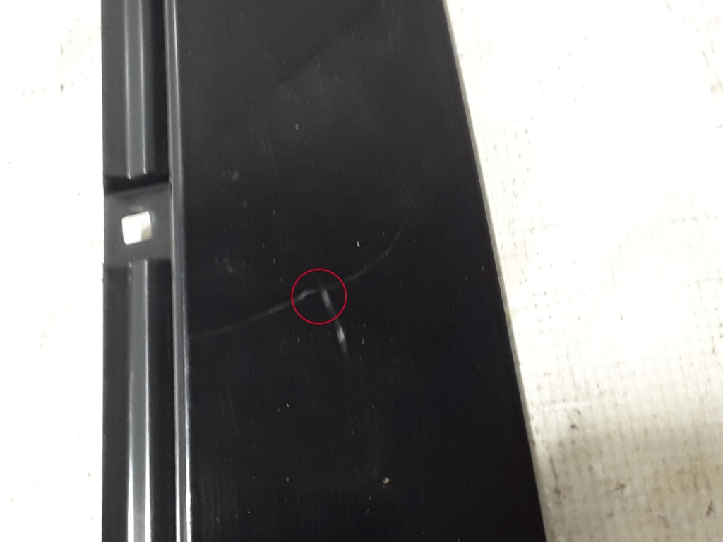 Used VOLVO XC40 Front door strip to the glass exterior 31448391