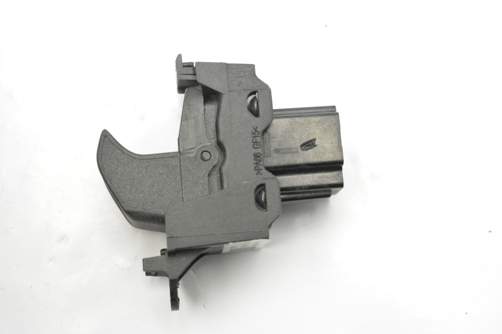 Used VOLVO S40 Rear side door glass switch 30773217