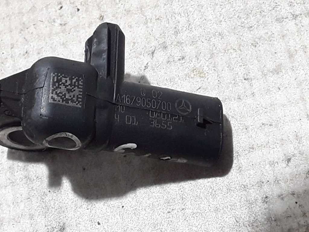 Used Mercedes Benz GLE-Class Airbag sensor A1679050700